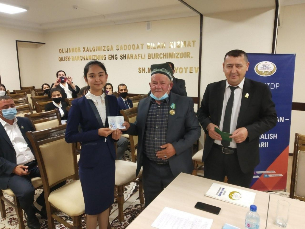 Tilimizga, tariximizga, ulugʻ ajdodlarga ehtirom